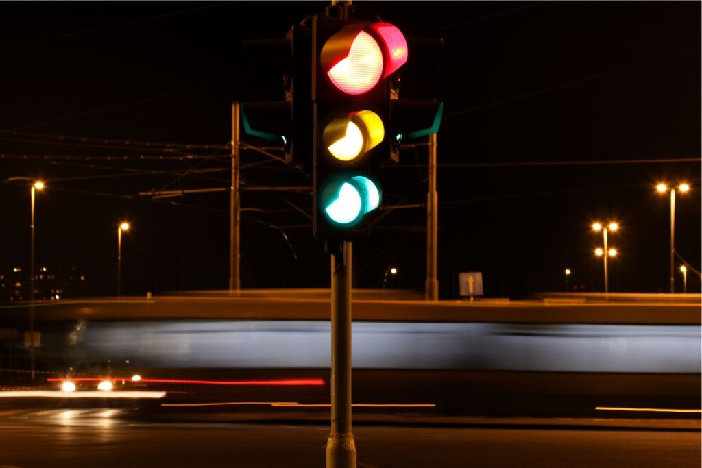 300+200mm High Flux Full Ball LED Traffic Light | Sinowatcher